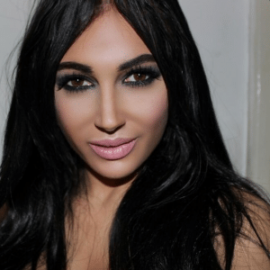 Photos: Why did Claire Leeson spend $30K to look like Kim Kardashian?