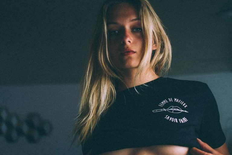 Carla Romera photos: French lifeguard serenaded by Irish fans goes viral