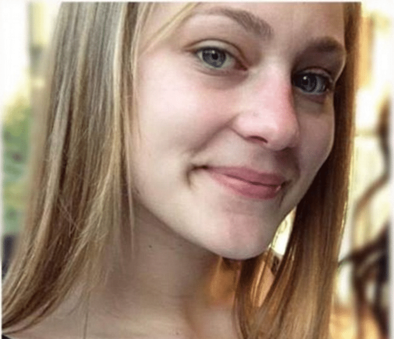 Amy Sharp photos: Aussie jailbreak demands media use better mugshot