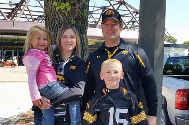 Kevin Wayne Sharp and Amy Marie Sharp found dead with their kids in ...