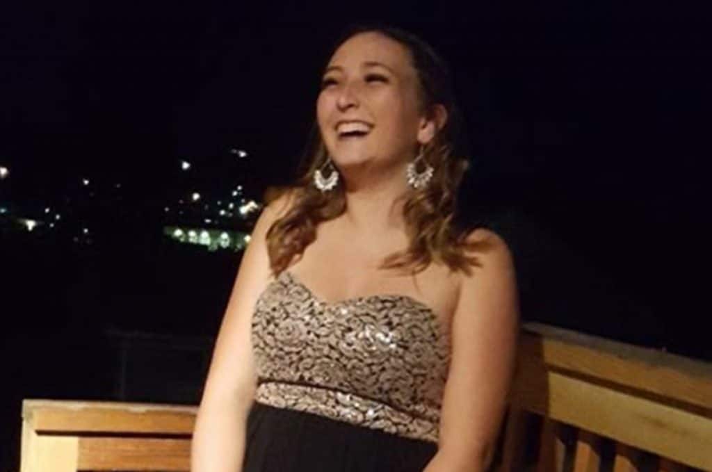 Brianne Marie Rapp dies in freak accident while getting ready for school.