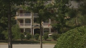 Devin Moon Georgia mother two year old toddler starves to death while ...