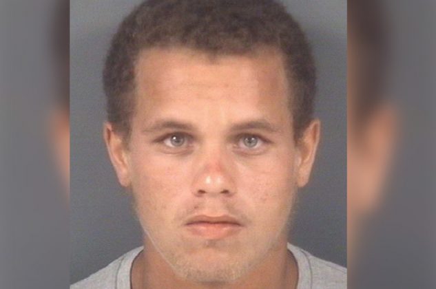 Joshua Caleb Hunt holds Robert Lockamy at gunpoint over unpaid wages.
