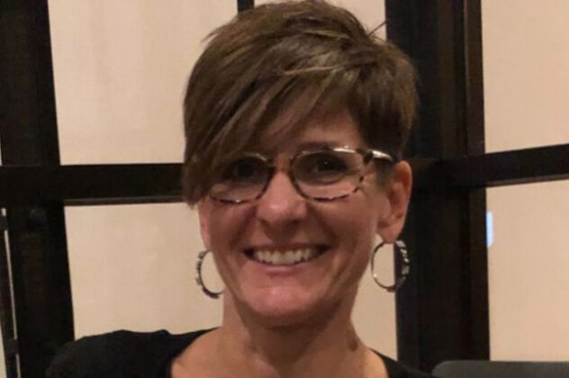 Julie Eberly Manheim, Pa mom of six killed I-95 N.C road rage shooting