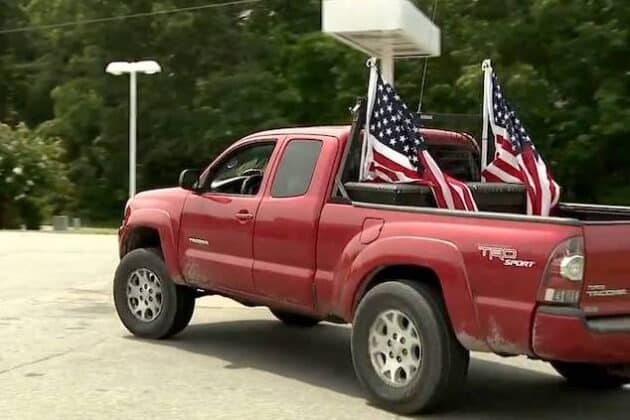 Christopher Hartless drops out of Virginia H.S over first amendment