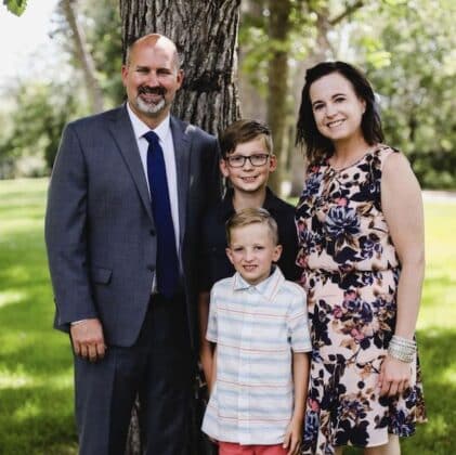 Doug Larsen ND state senator, wife, 2 kids, killed taking off in plane